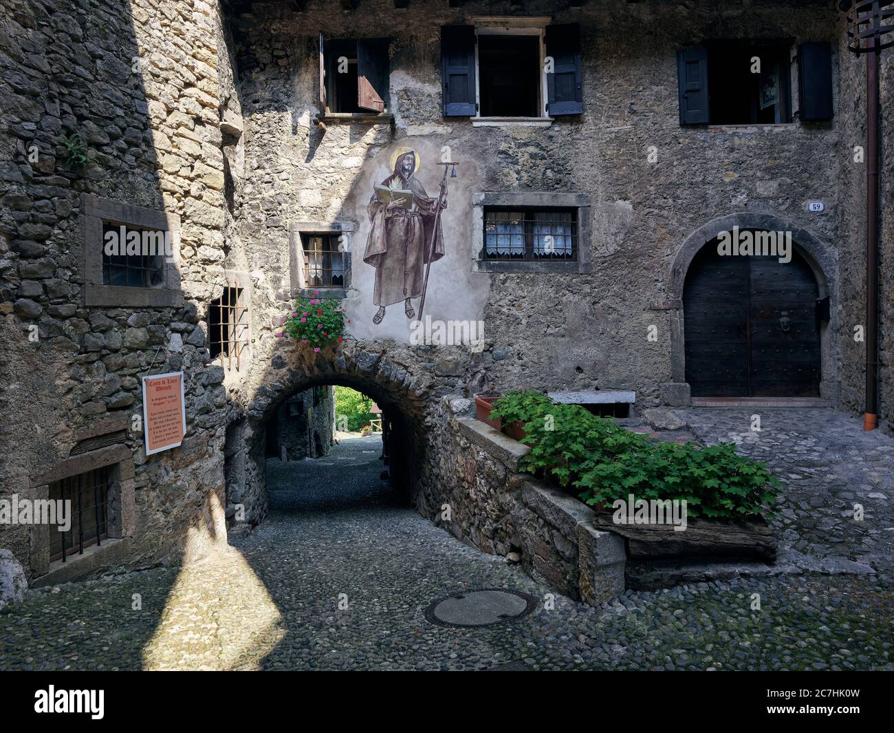 Stone walls, stone houses, Middle Ages, passage, gate, rocks ...
