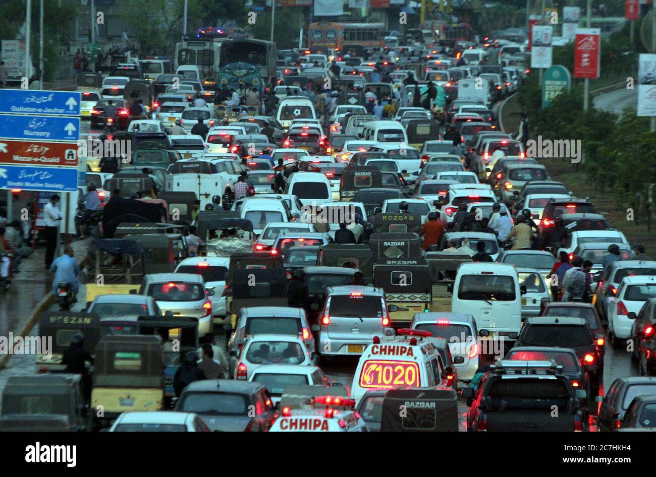 Rawalpindi, Pakistan. 17th July 2020. A large numbers of vehicles stuck ...