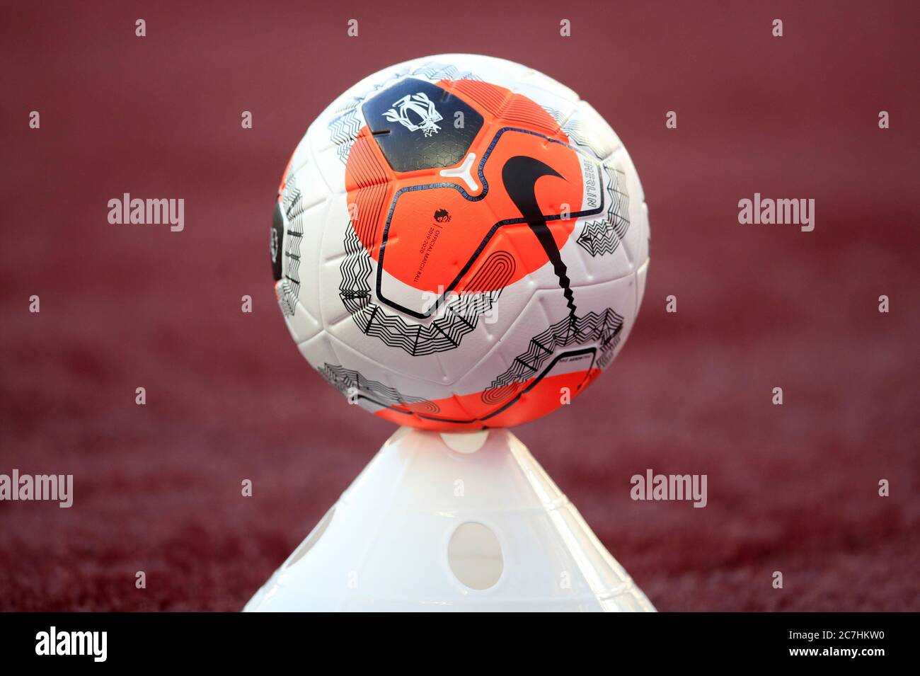 Nike branded match ball london stadium hi-res stock photography and ...