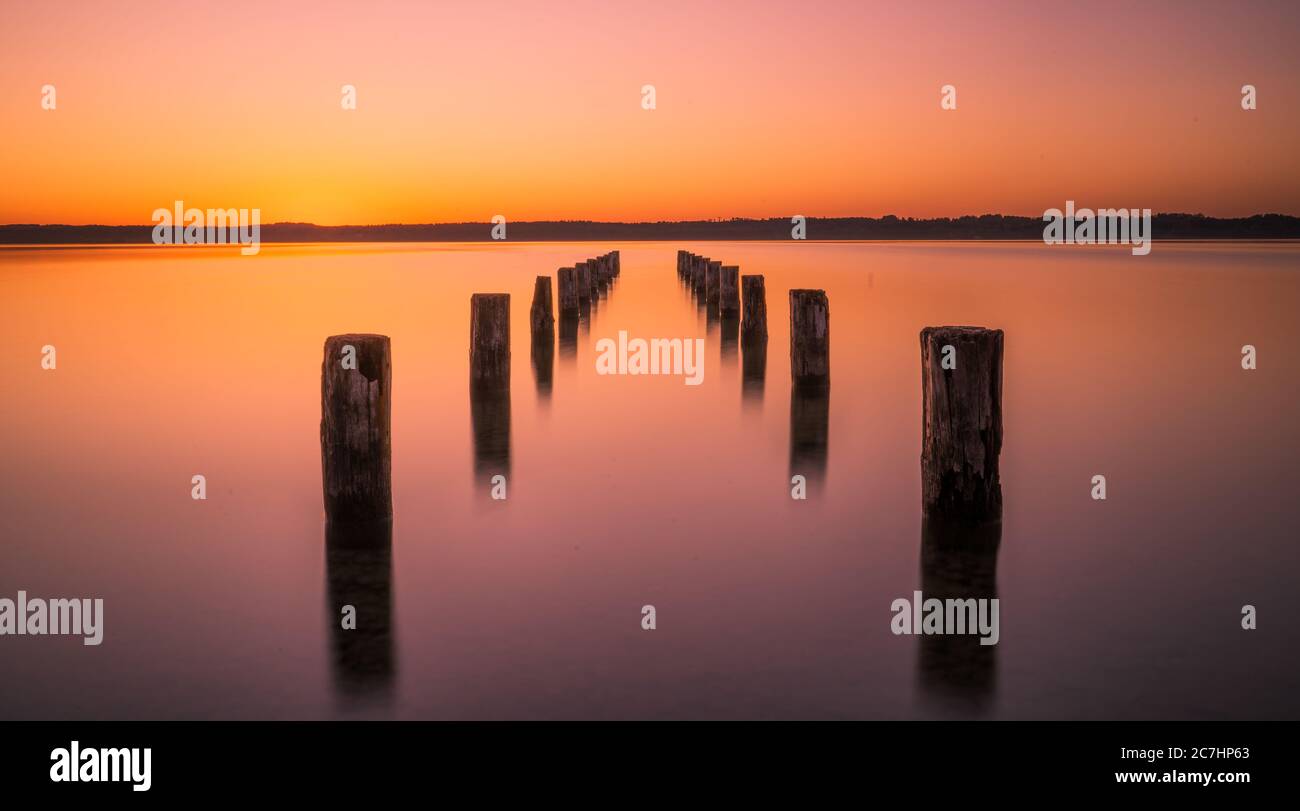 Broken jetty hi-res stock photography and images - Alamy