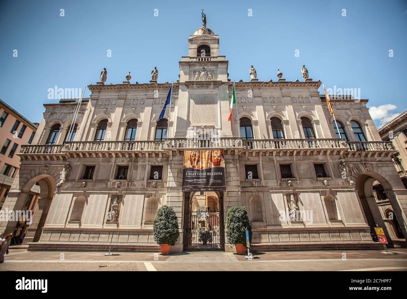 Garden of piazza cavour hi-res stock photography and images - Alamy