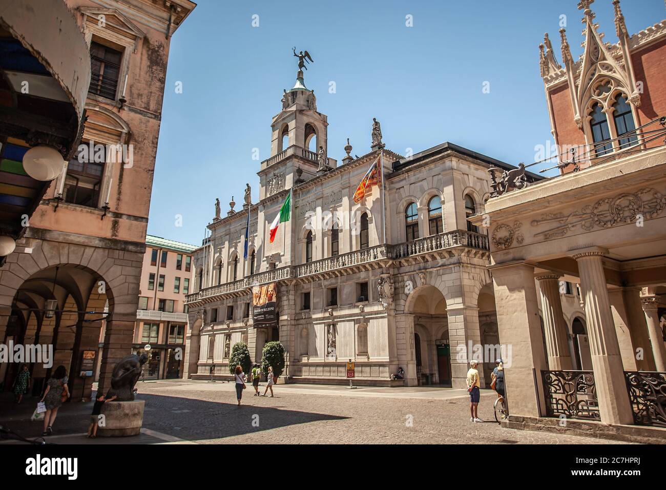 Garden of piazza cavour hi-res stock photography and images - Alamy