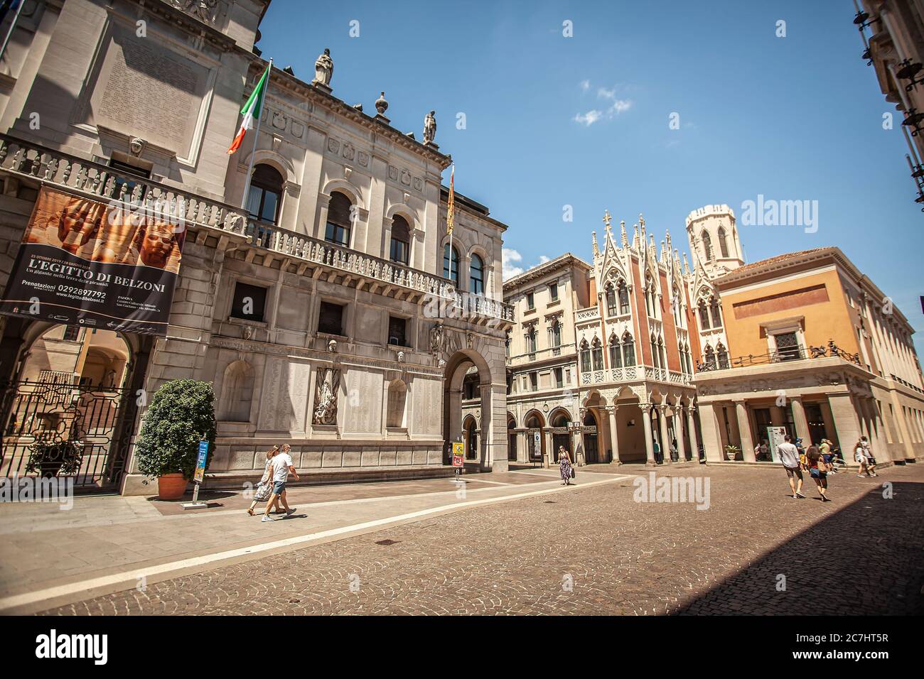 Garden of piazza cavour hi-res stock photography and images - Alamy