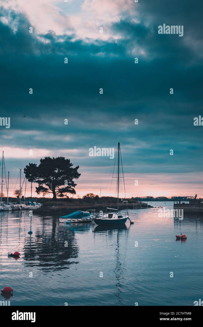 Emsworth marina hampshire hi-res stock photography and images - Alamy