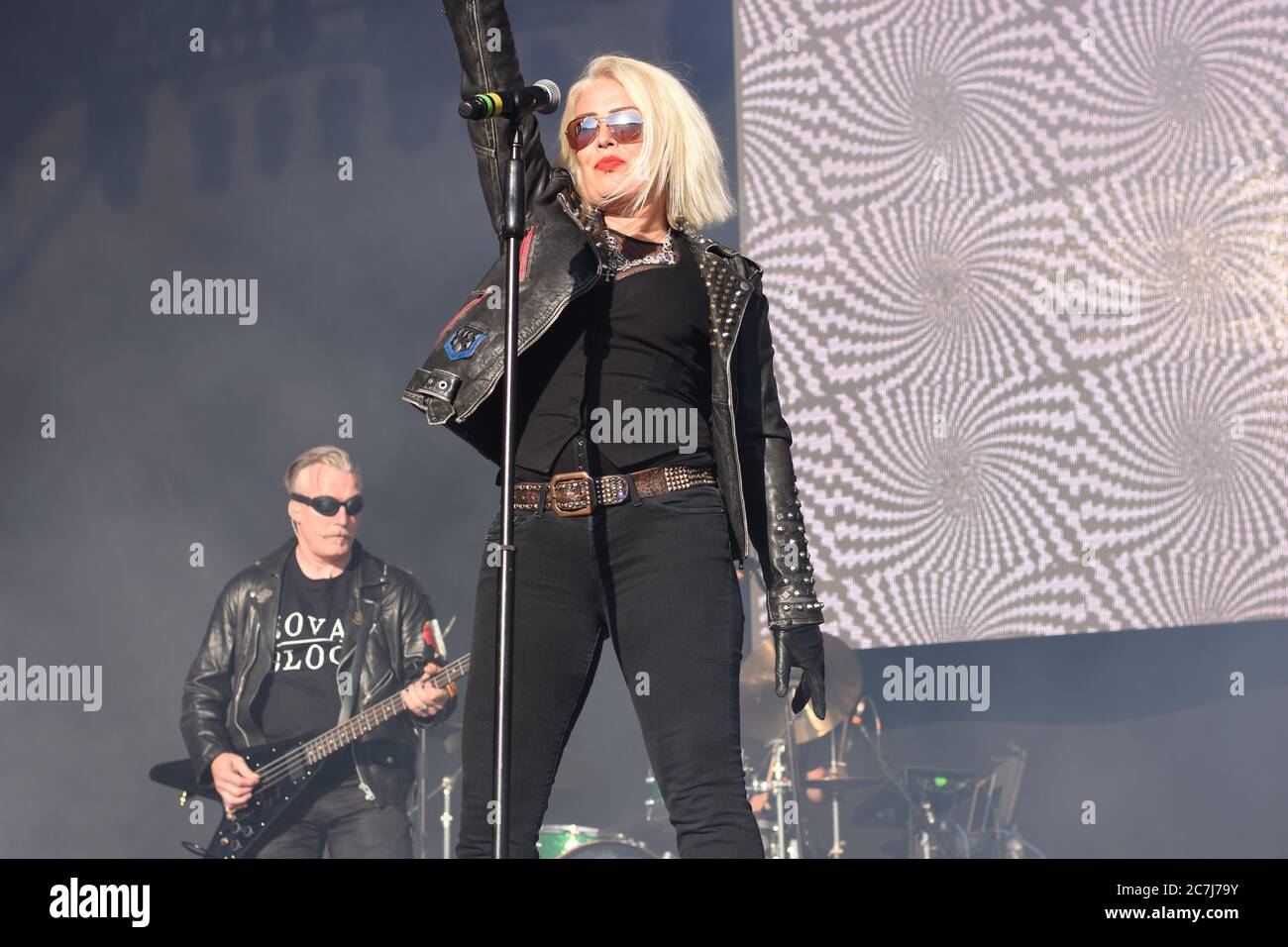 Kim wilde band hi-res stock photography and images - Alamy
