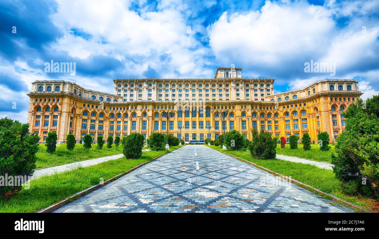 Fantastic architecture Palace of the Parliament of Bucharest at sunny ...