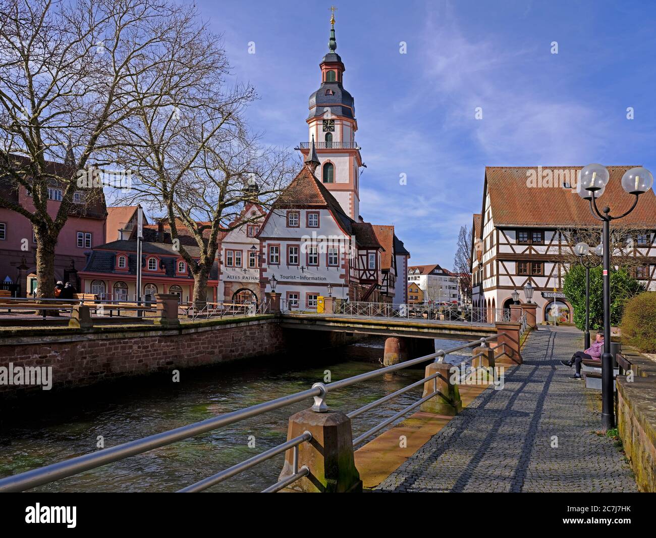 Town hall tourist information hi-res stock photography and images - Alamy