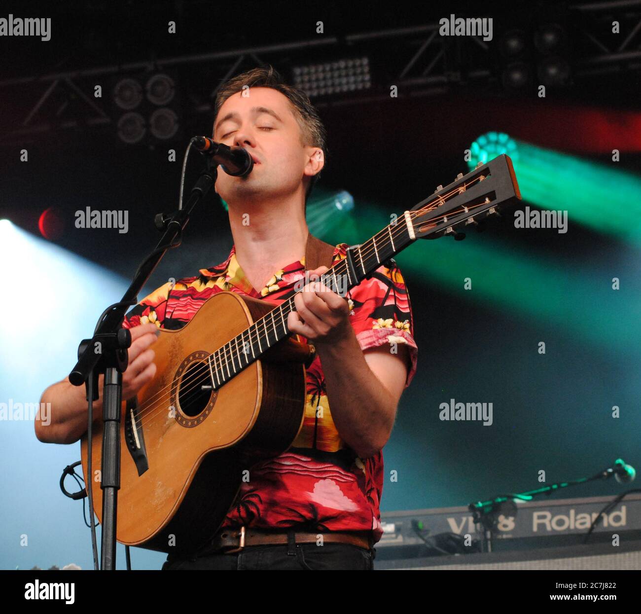Indie dance singer hi-res stock photography and images - Alamy
