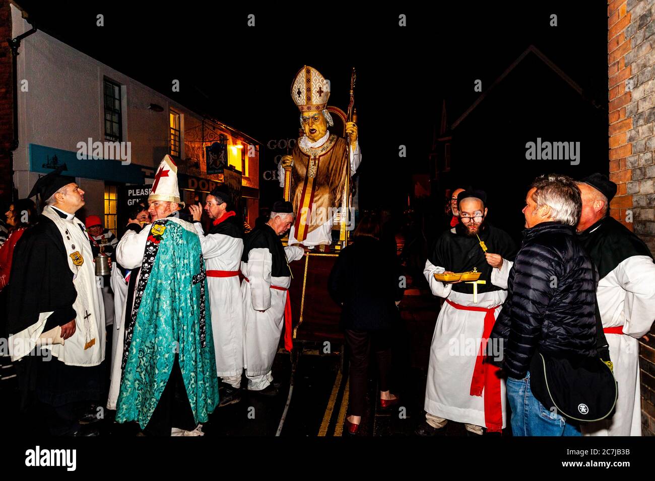 An Effigy Of The Pope Is Paraded Around The Town During Bonfire Night ...