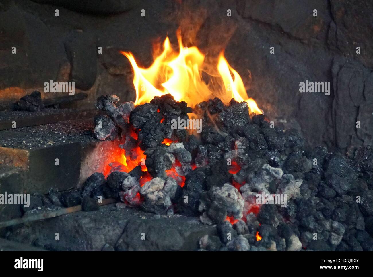 Lit coal hi-res stock photography and images - Alamy