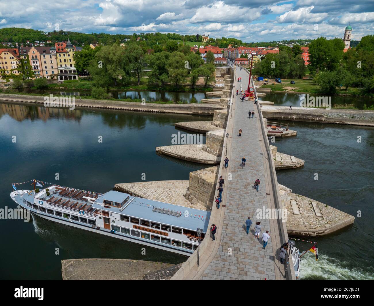 Stone bridge from above hi-res stock photography and images - Alamy