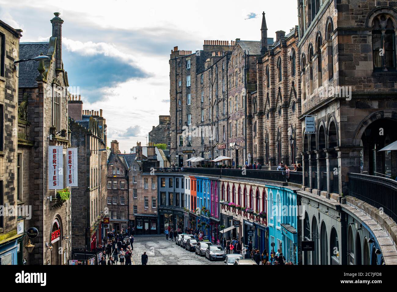 Victoria Terrace over Victoria Street in Edinburgh Stock Photo - Alamy