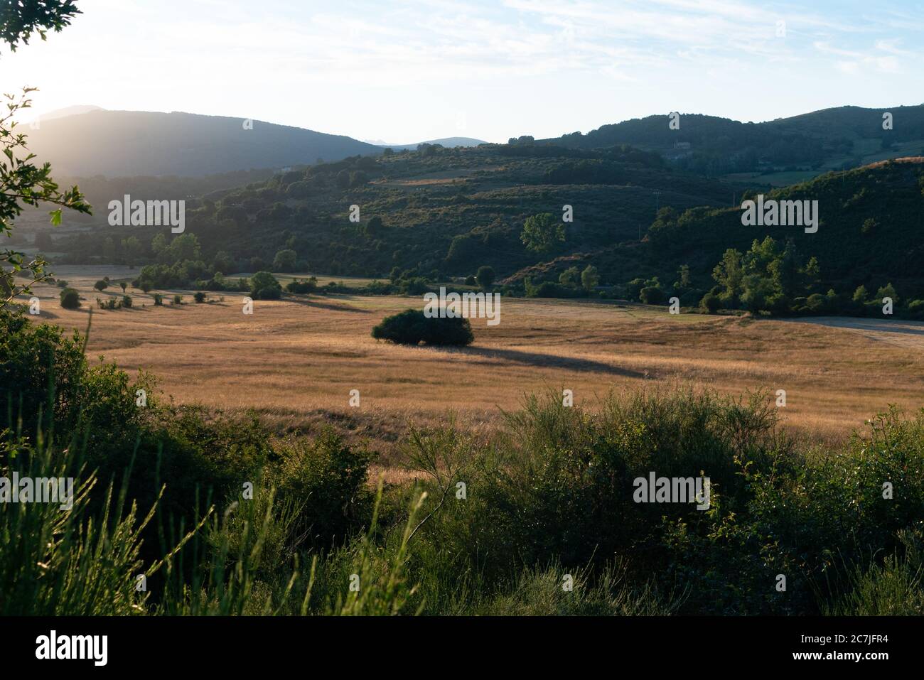 Hiking route through the Peña Tremaya. Palencia. Spain Stock Photo - Alamy