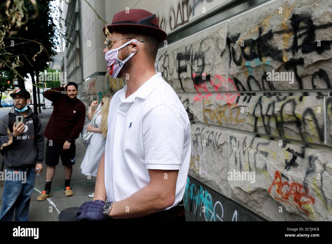 Greg Isaacson High Resolution Stock Photography and Images - Alamy
