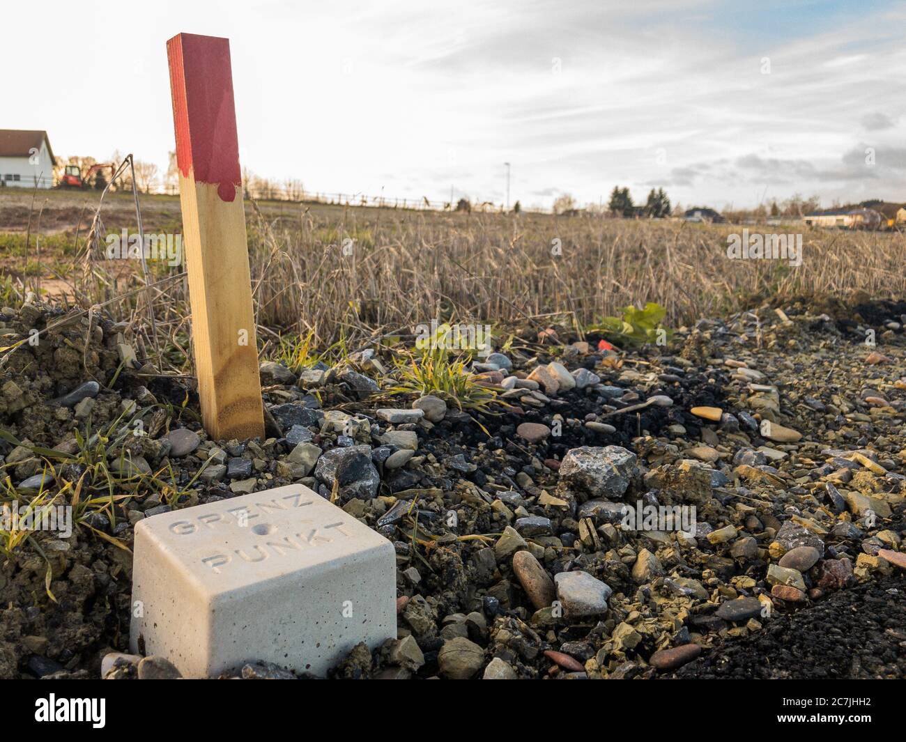 Pillar marking hi-res stock photography and images - Alamy