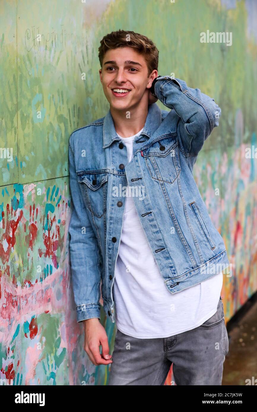 James coby hi-res stock photography and images - Alamy