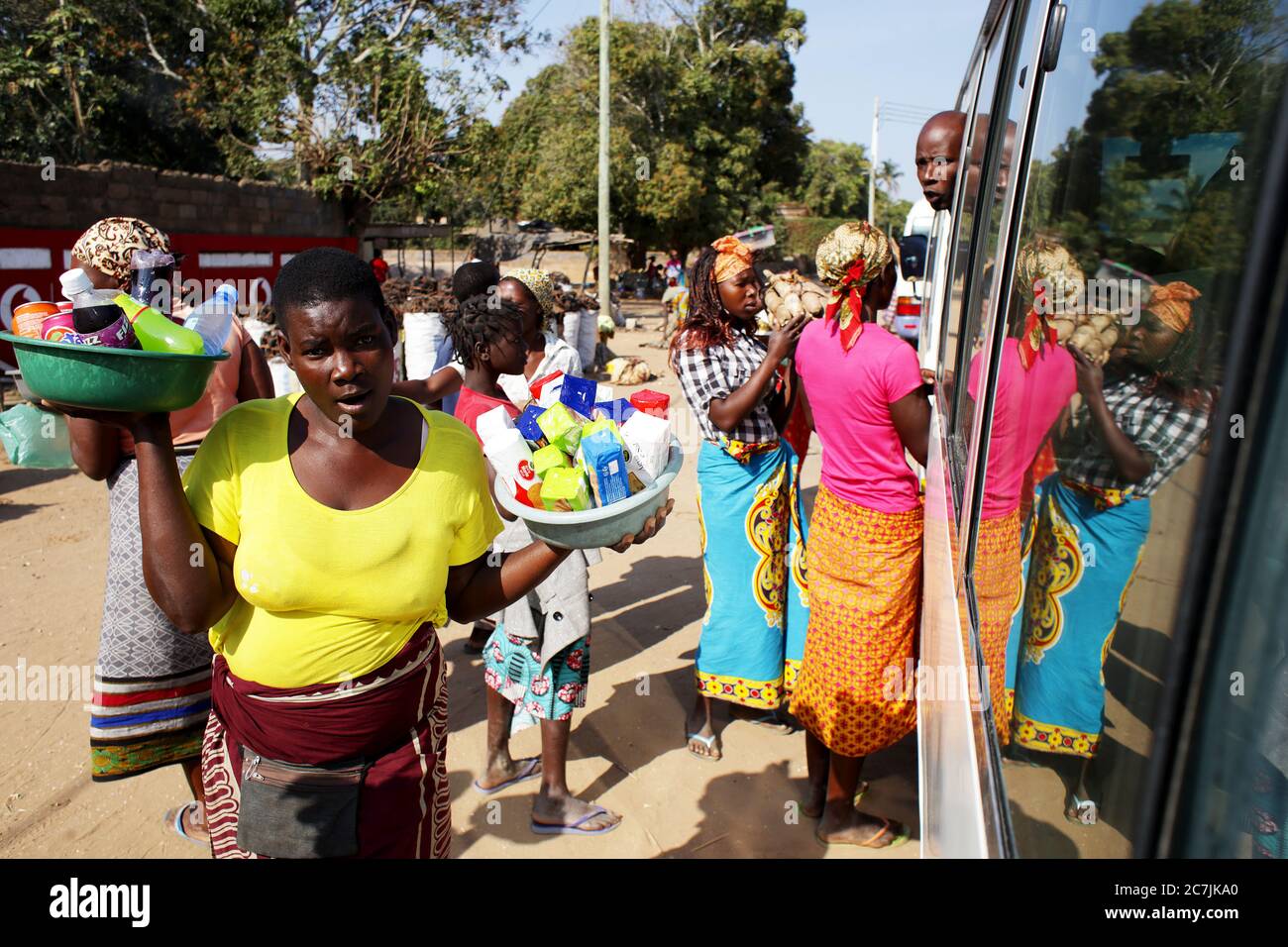 Women In Mozambique High Resolution Stock Photography and Images - Alamy