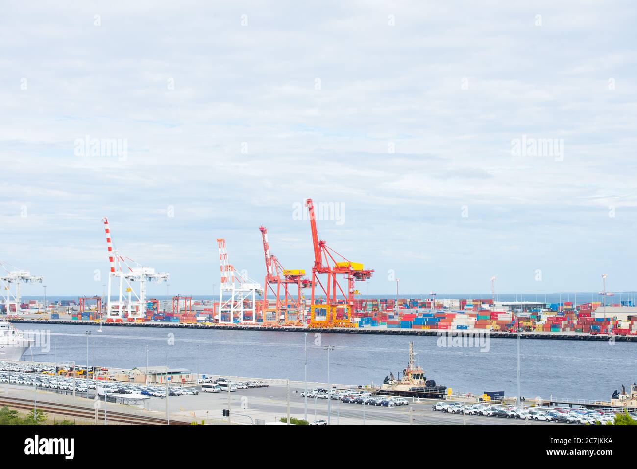 Cargo container cranes hi-res stock photography and images - Alamy