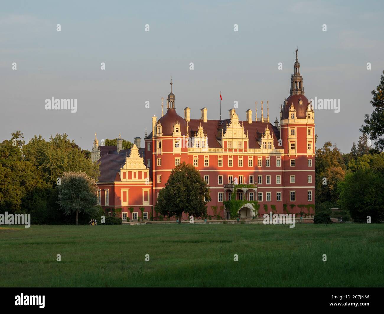 New Palace, Muskauer Park, UNESCO World Heritage Site, Bad Muskau ...