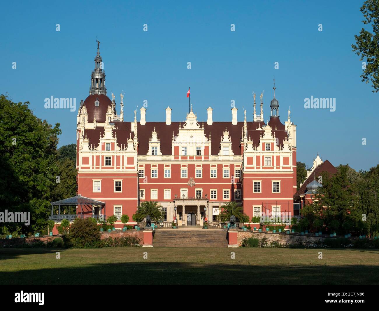 New Palace, Muskauer Park, UNESCO World Heritage Site, Bad Muskau ...