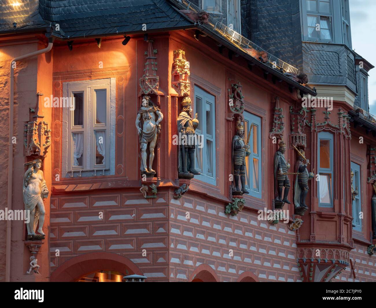 Town hall, old town of Goslar at dusk, UNESCO World Heritage, Lower ...