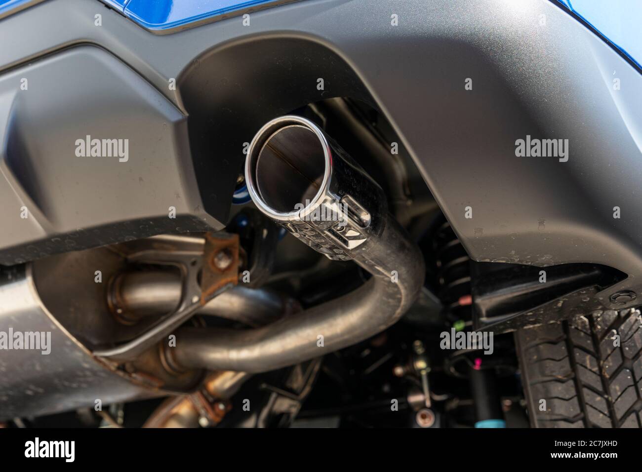 Automobile tailpipe hi-res stock photography and images - Alamy