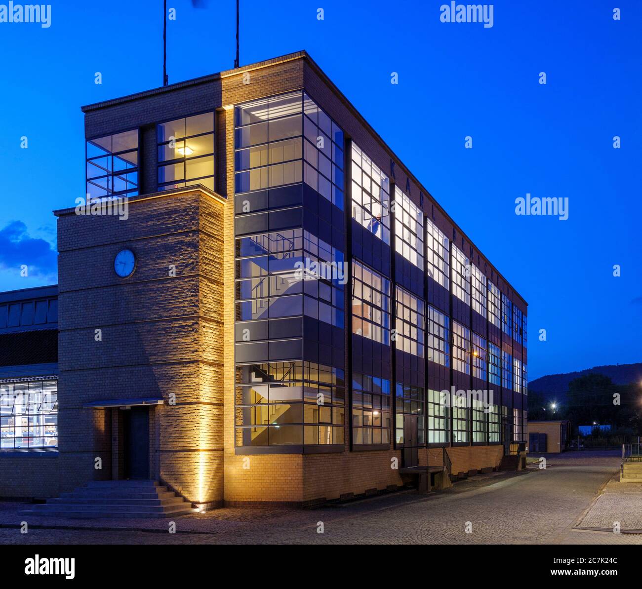 Asset world corporation hi-res stock photography and images - Alamy