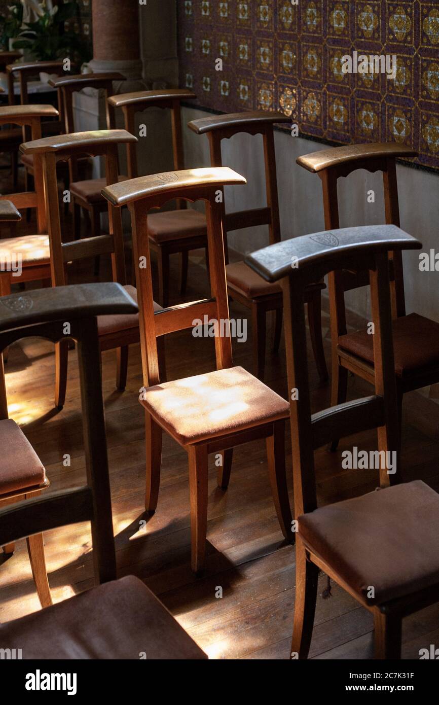 Beautiful shot bench chairs hi-res stock photography and images - Alamy