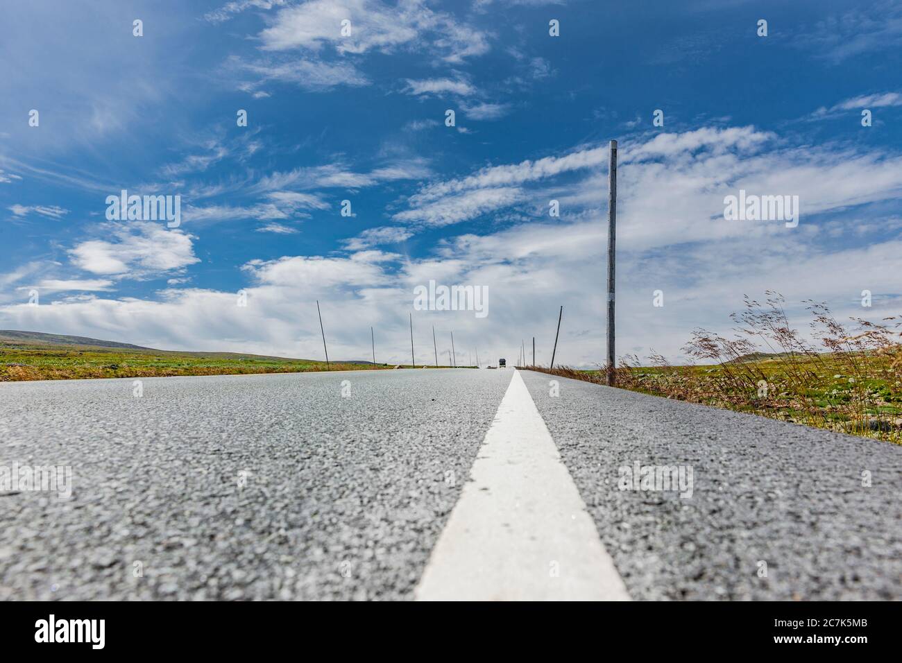 Straight Country Road High Resolution Stock Photography and Images - Alamy