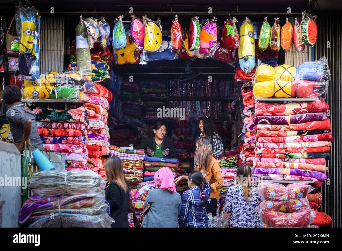 Colorful woman central asia hi-res stock photography and images - Alamy
