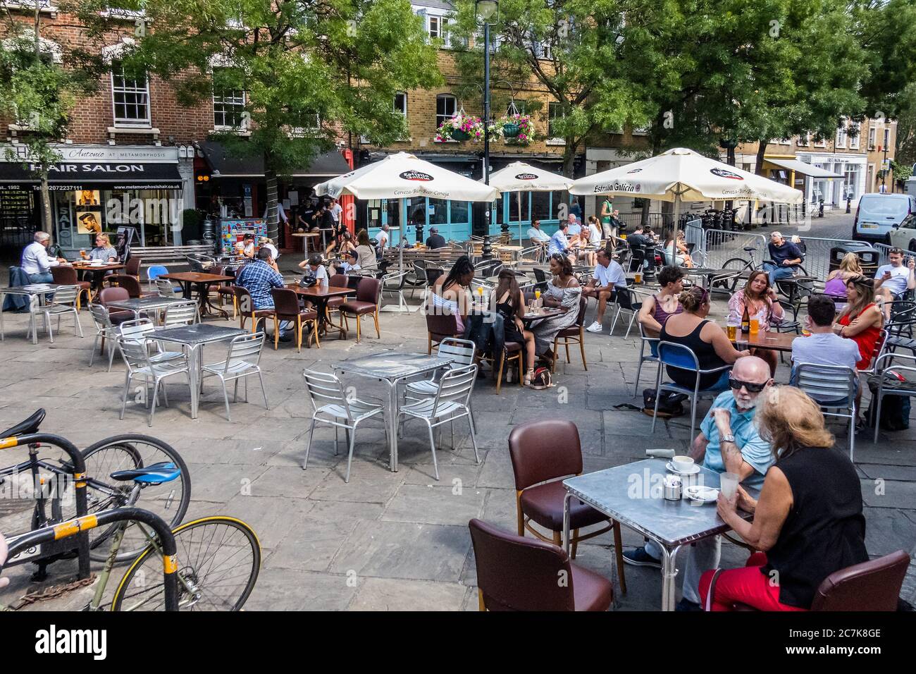 Battersea square hi-res stock photography and images - Alamy