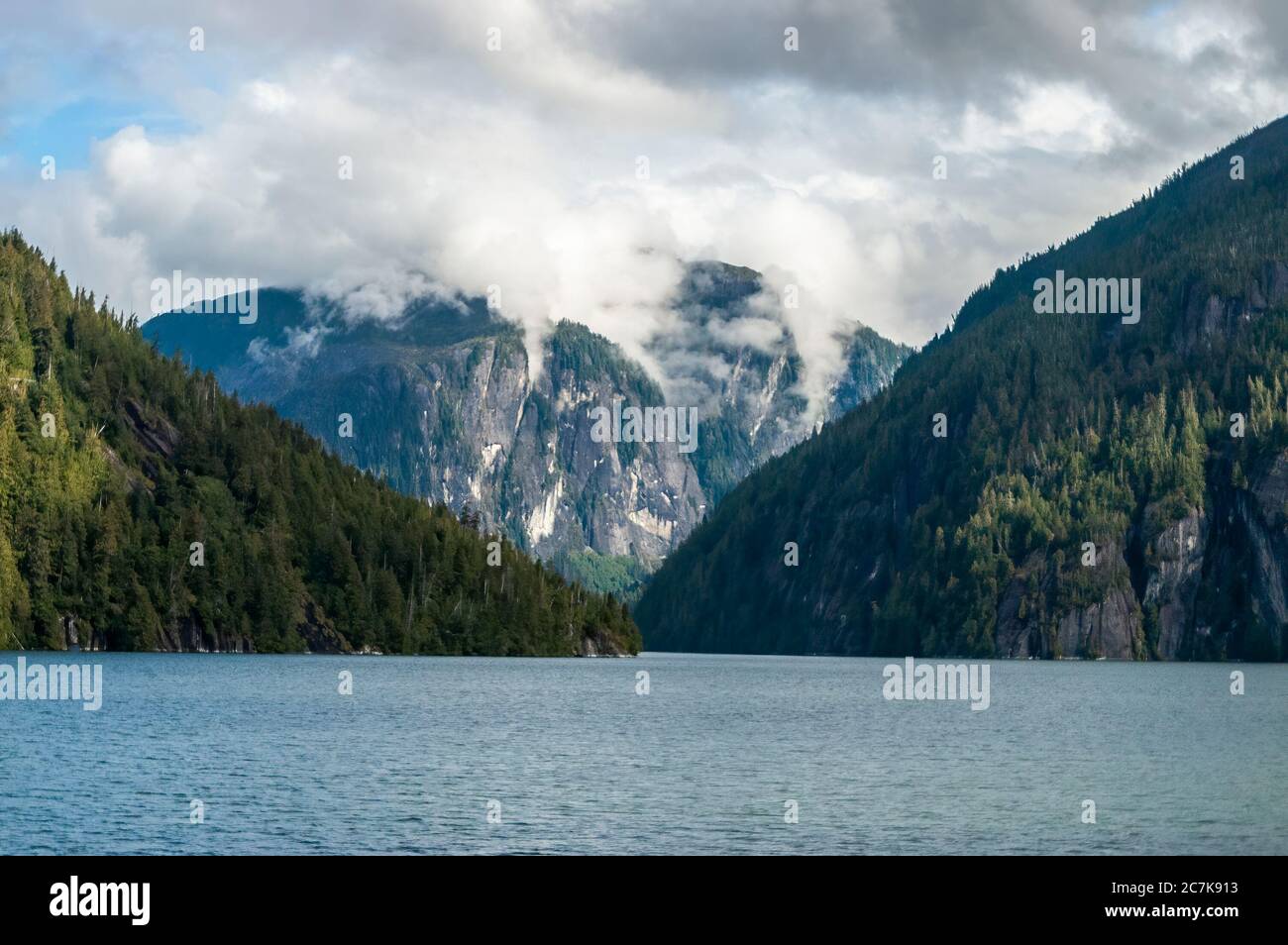 Basalt mountain plug usa hi-res stock photography and images - Alamy