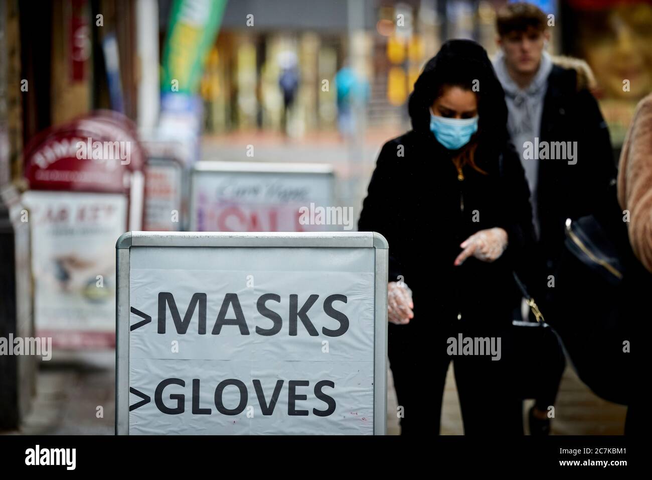 Manchester united mask hi-res stock photography and images - Alamy