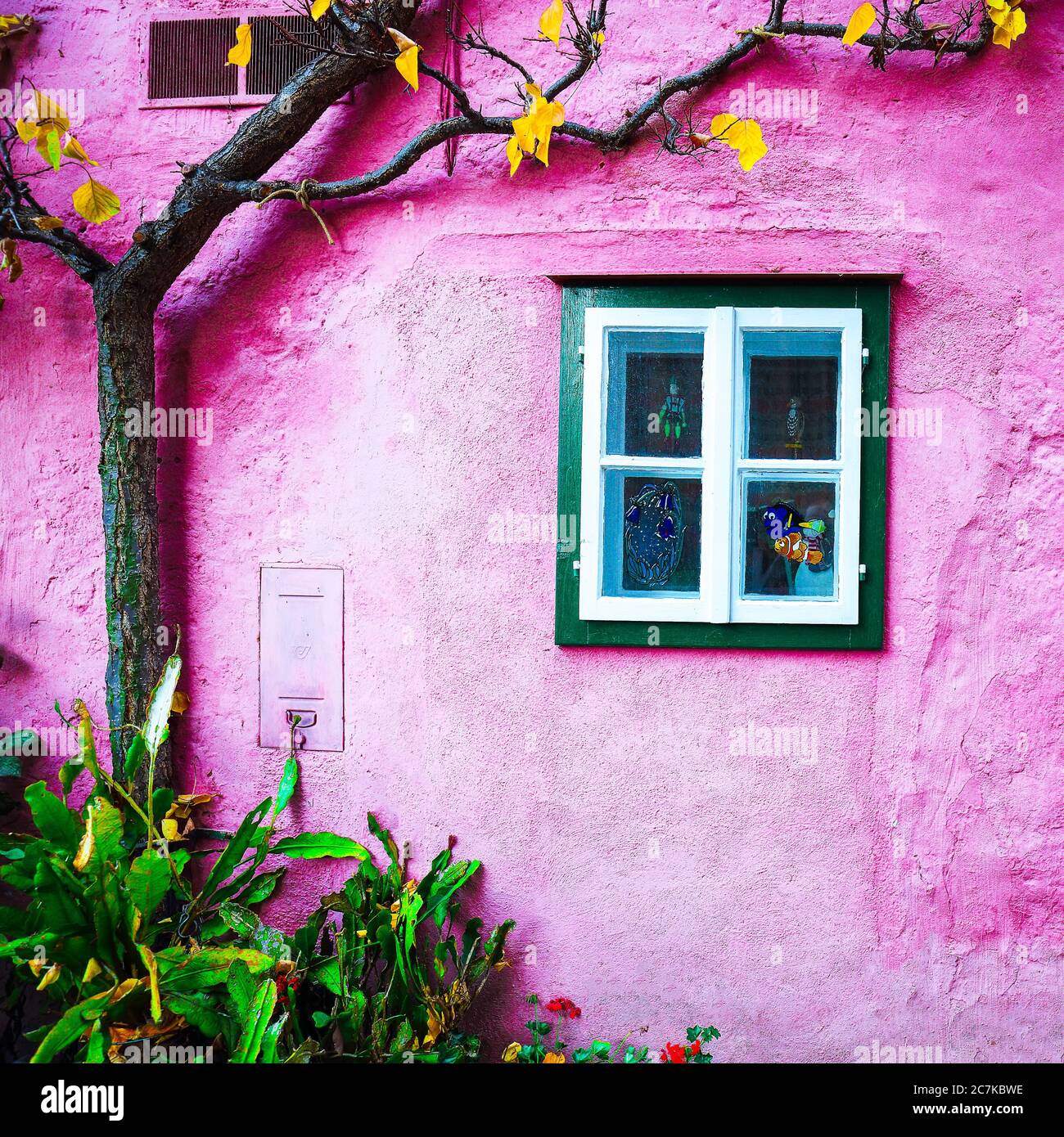 Typical village in the austrian alps hi-res stock photography and ...