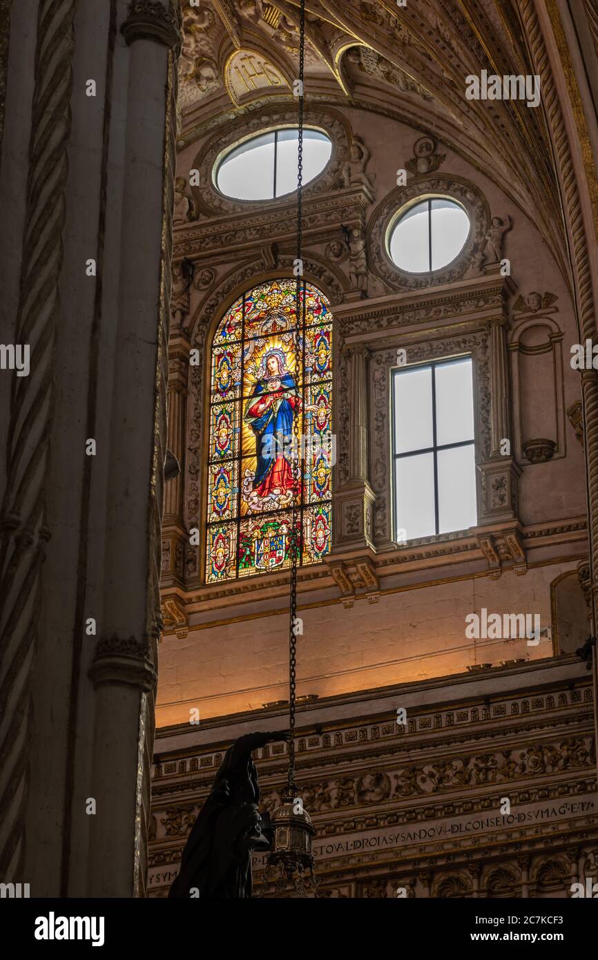 Barrel vaulted ceiling hi-res stock photography and images - Alamy
