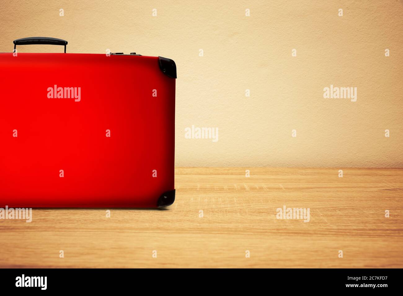 Suitcases old visual hi-res stock photography and images - Alamy