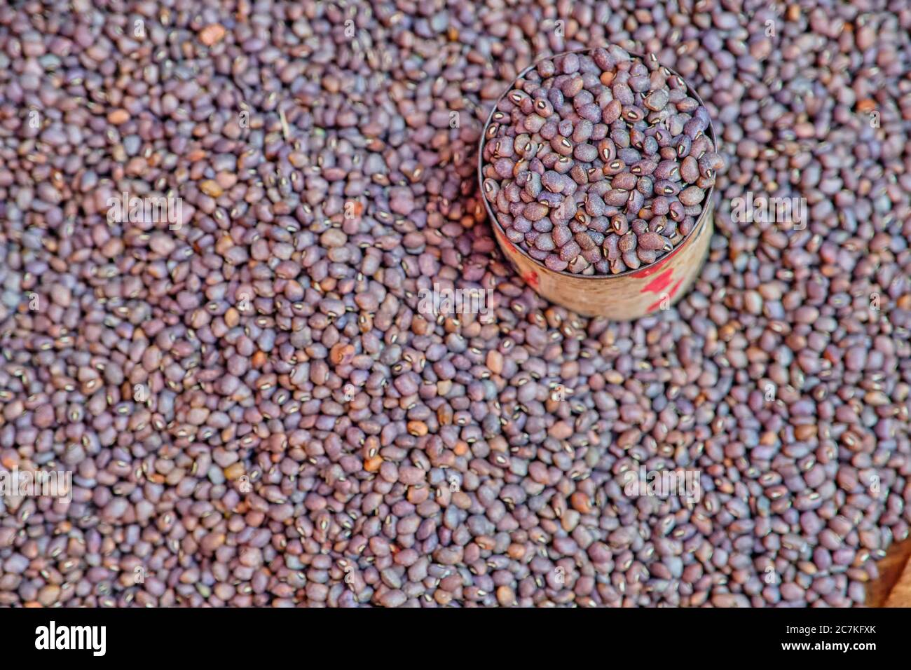 Beans, Soybeans Background. Soybeans texture. top view Stock Photo - Alamy