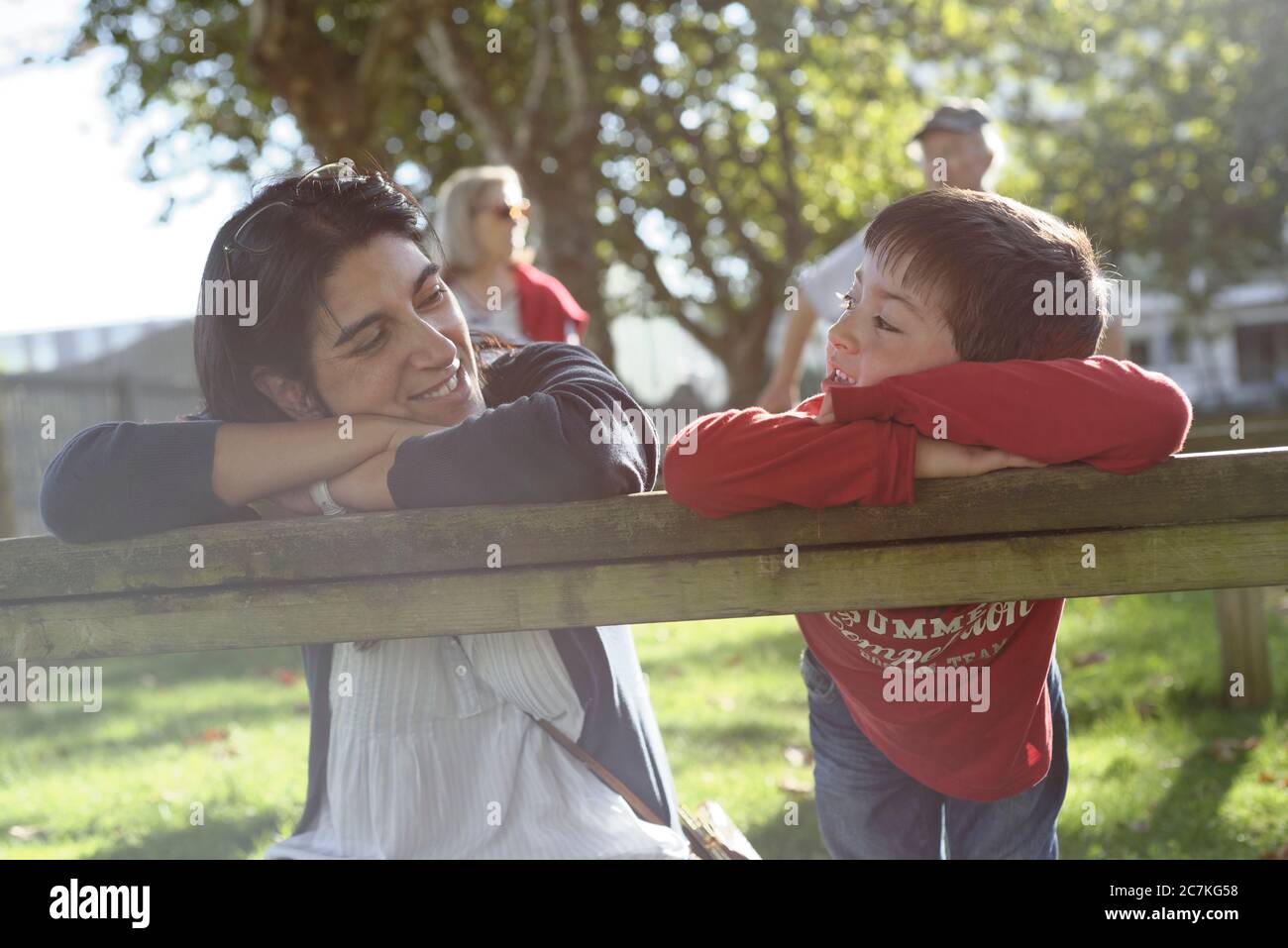 Smilling mother hi-res stock photography and images - Alamy