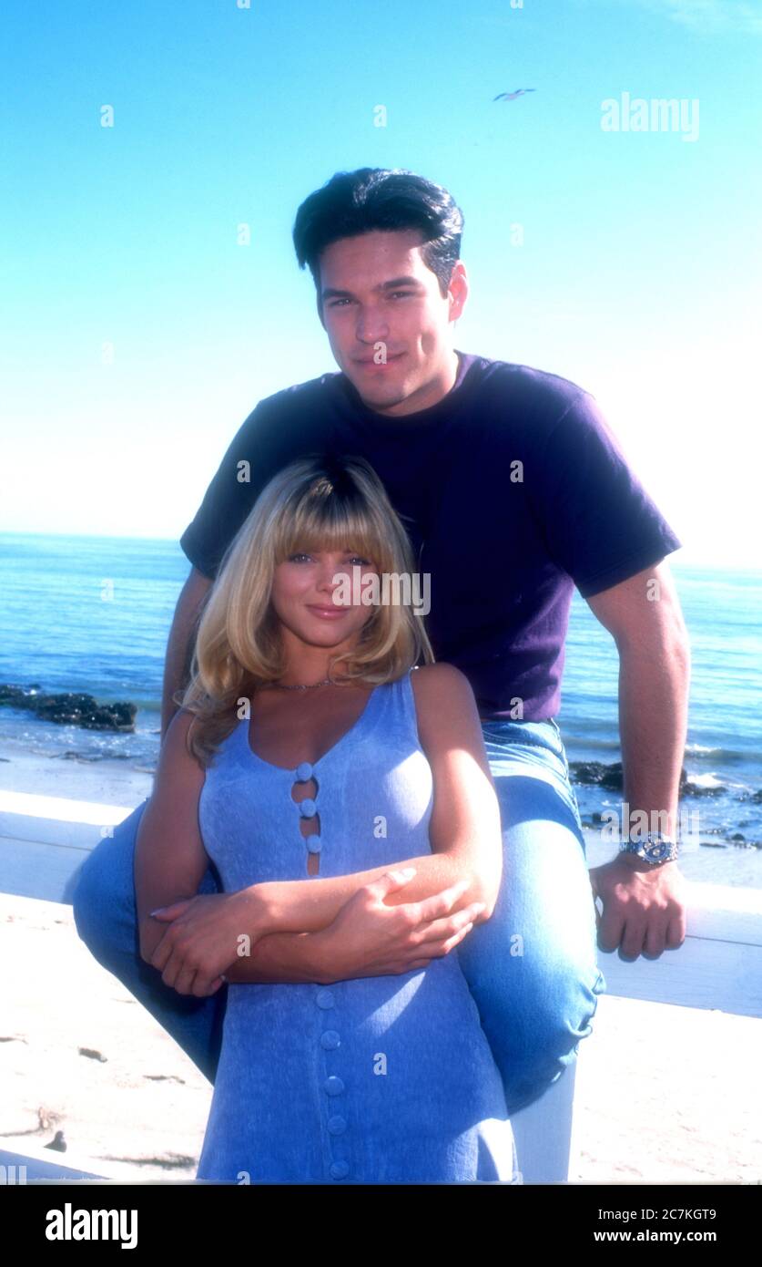 Malibu, California, USA 18th January 1996 (Exclusive) Actor Eddie ...
