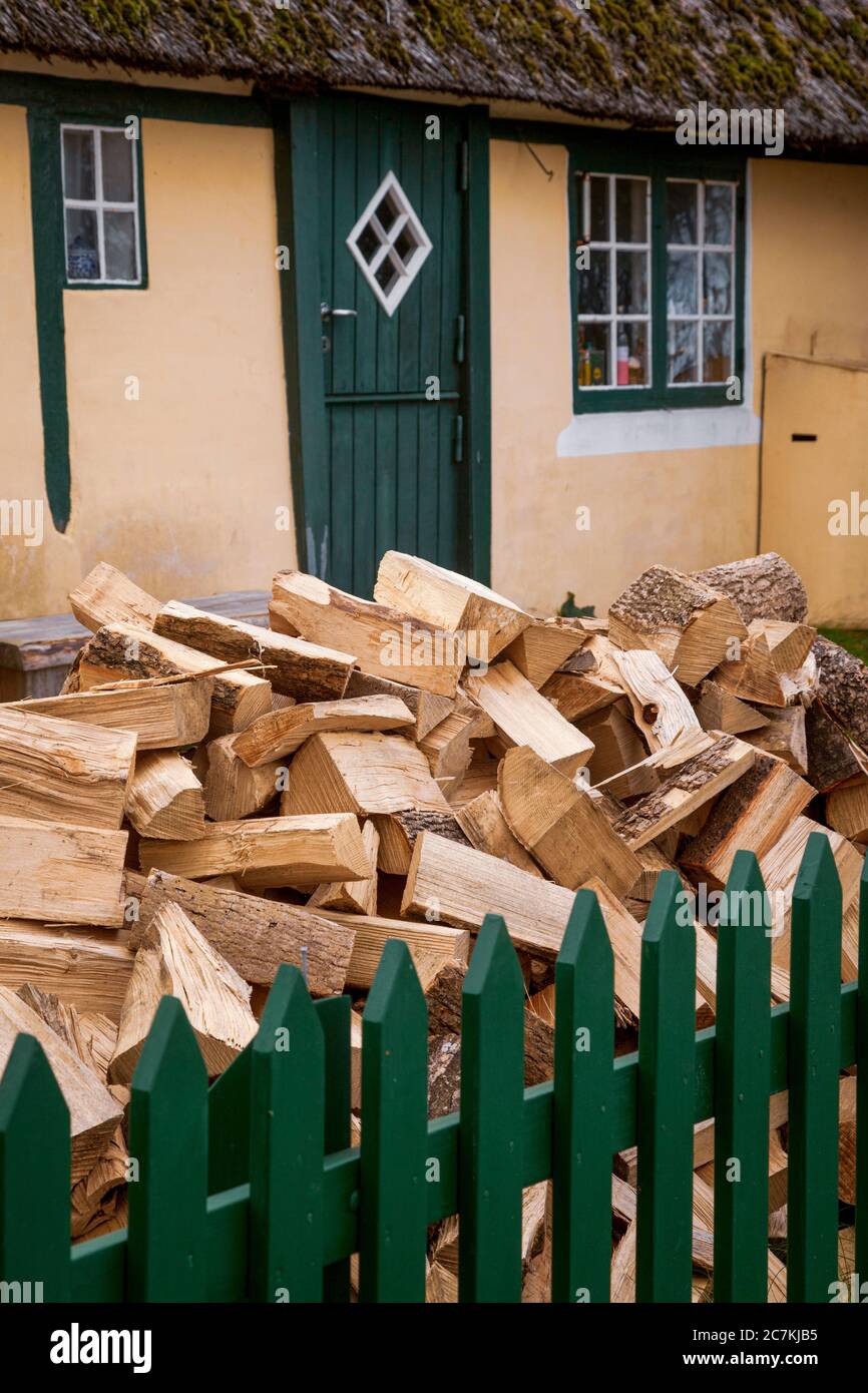 Wood, firewood, pile, stock, house, fence Stock Photo - Alamy