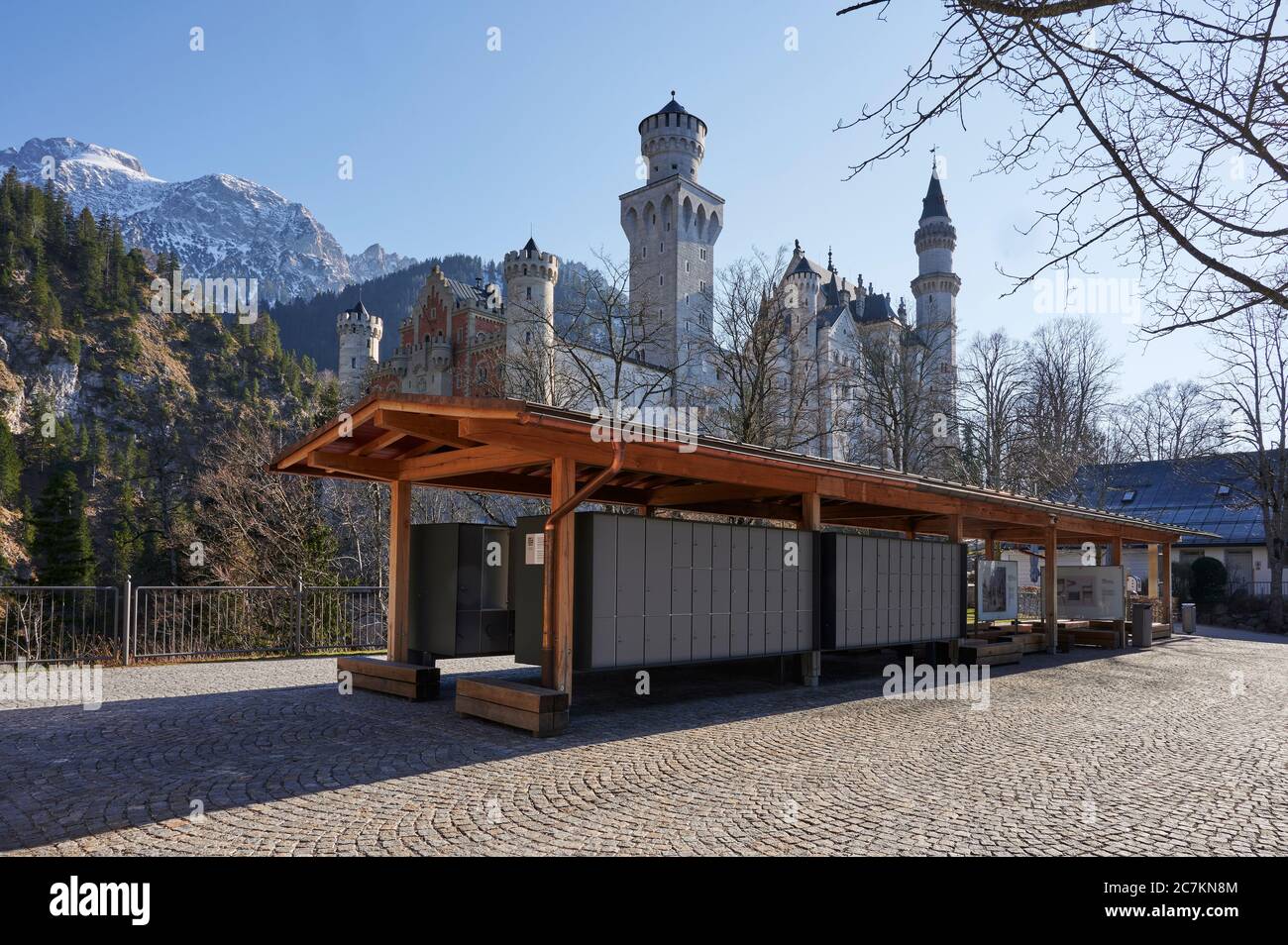 View from the castle driveway to Neuschwanstein Castle, which is ...