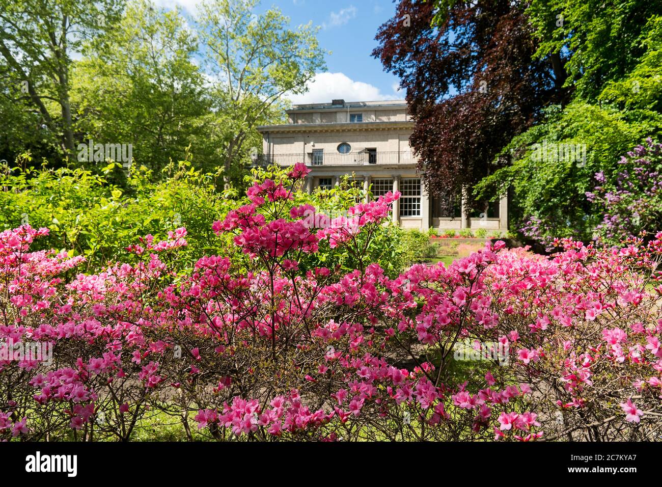Berlin, Wannsee, House of the Wannsee Conference, flower garden Stock ...