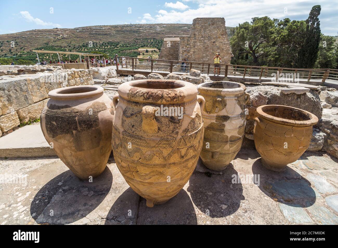 Ton Pithoi in the grounds of the Palace of Knossos, Crete, Greece Stock ...