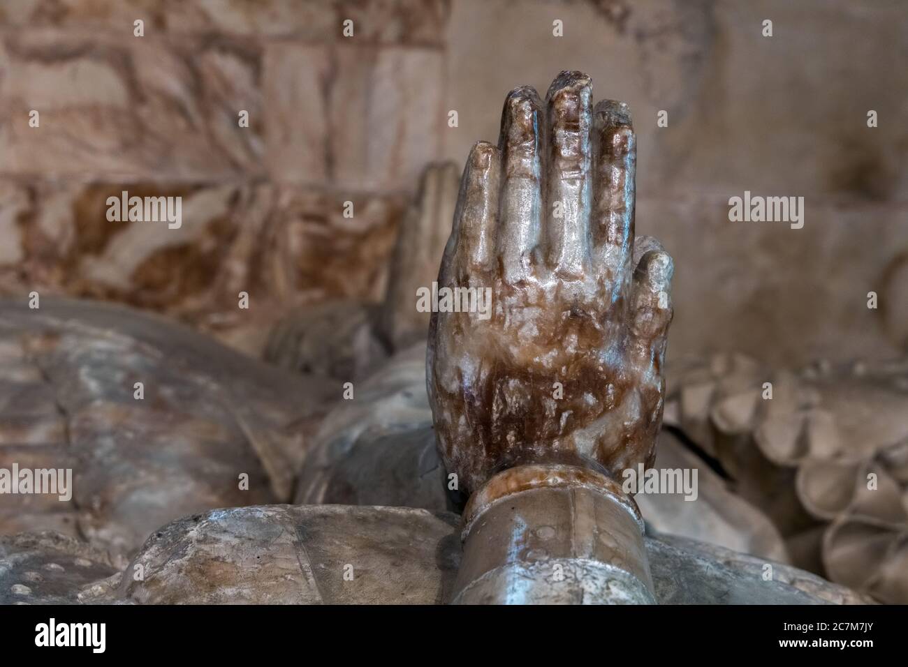 FLETCHING, EAST SUSSEX/UK - JULY 17 : Monument to Richard Leche and ...