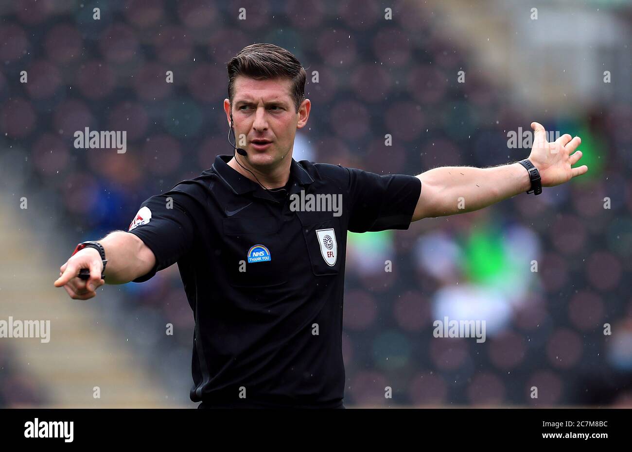 Robert jones referee hi-res stock photography and images - Alamy