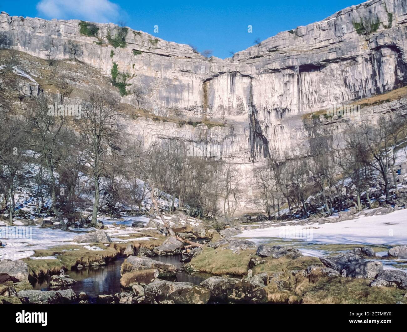 This is geological-geographical wonder of Malham Cove near the ...