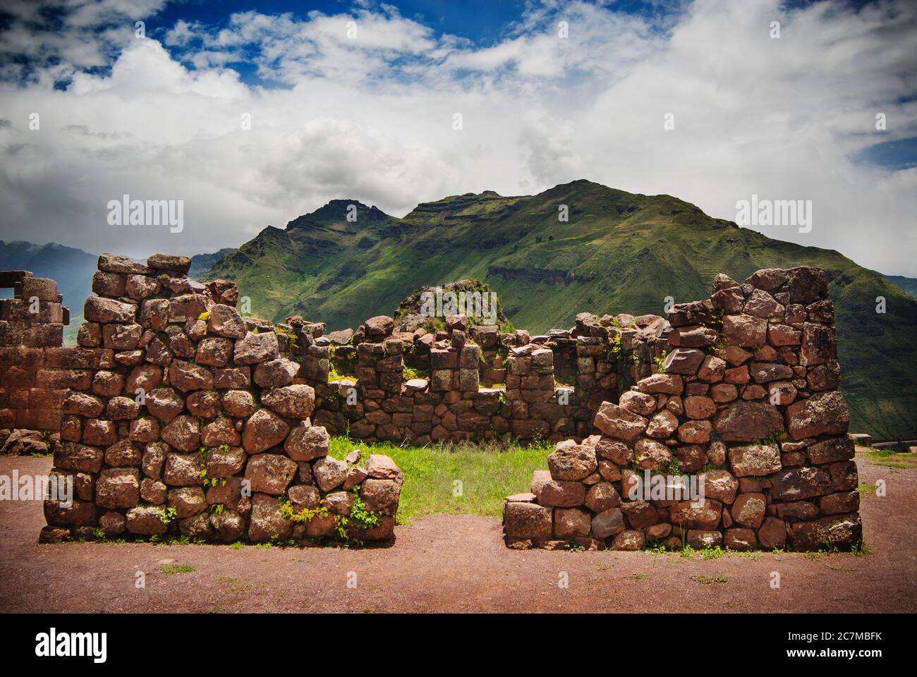 Ancient peru wood hi-res stock photography and images - Alamy