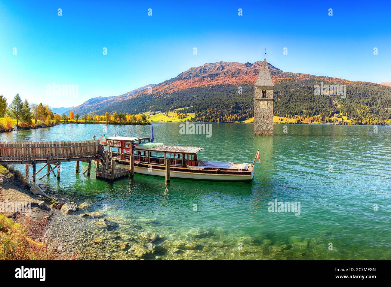 Lago di resia hi-res stock photography and images - Alamy