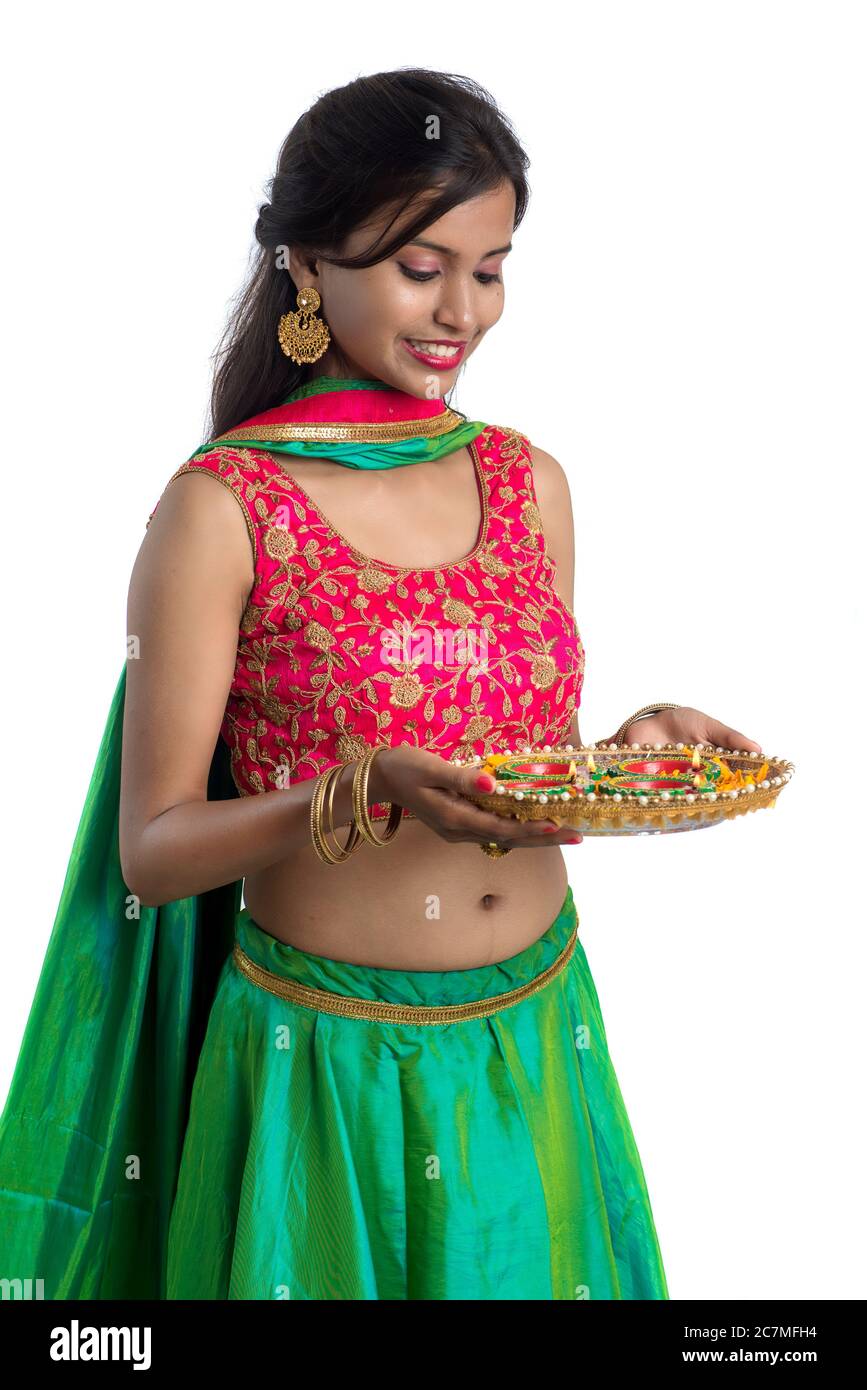 Portrait of a Indian Traditional Girl holding Diya, Girl Celebrating ...