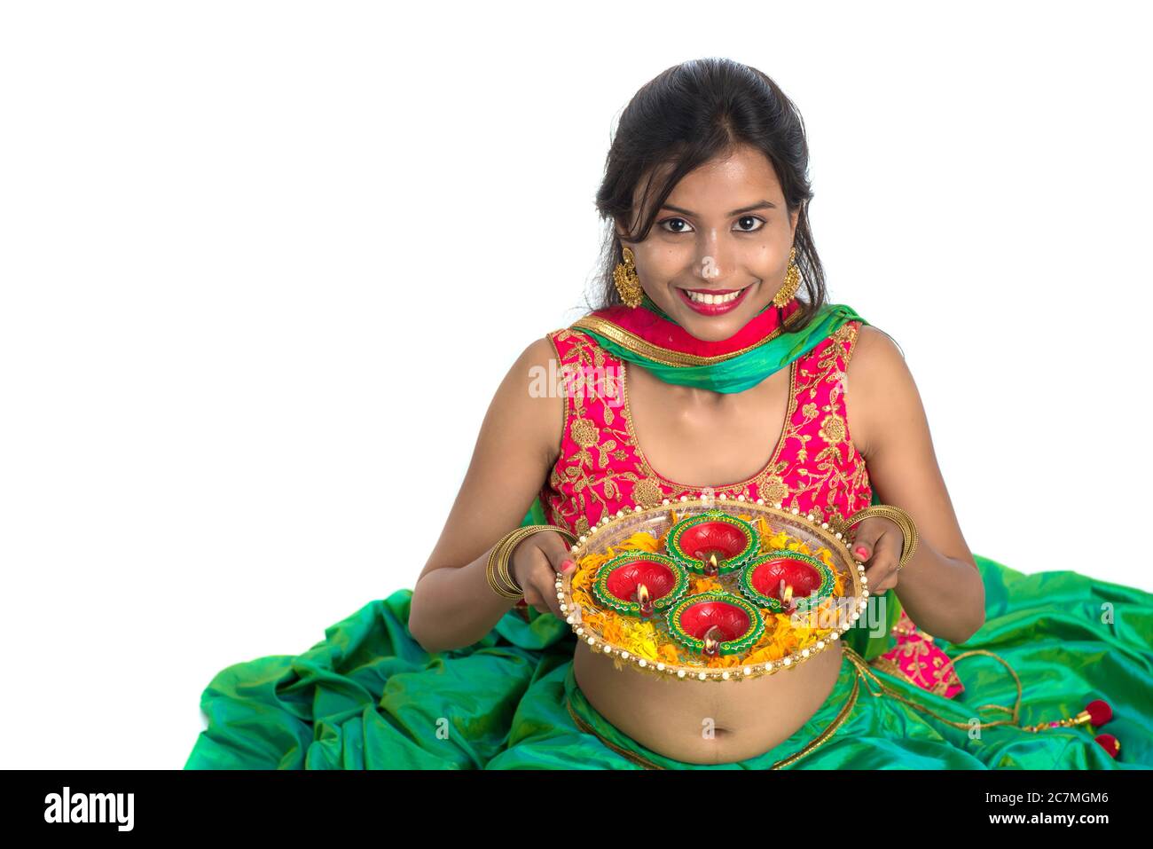 Portrait of a Indian Traditional Girl holding Diya, Girl Celebrating ...